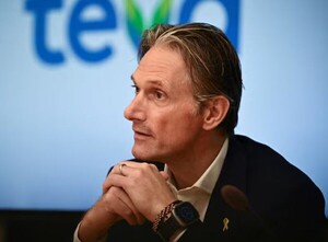 테바 CEO, “美 FDA는 제네릭 의약품 승인 속도 내야”